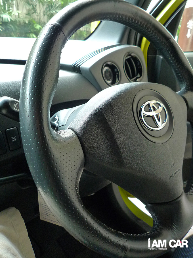 รีวิว : TOYOTA bB ตอนที่ 2 interior - iAMCAR | รีวิวรถยนต์, ราคารถใหม่ ...