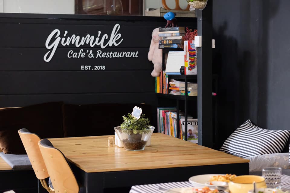 แนะนำร้านน่ารัก Gimmick Cafe & Restaurant