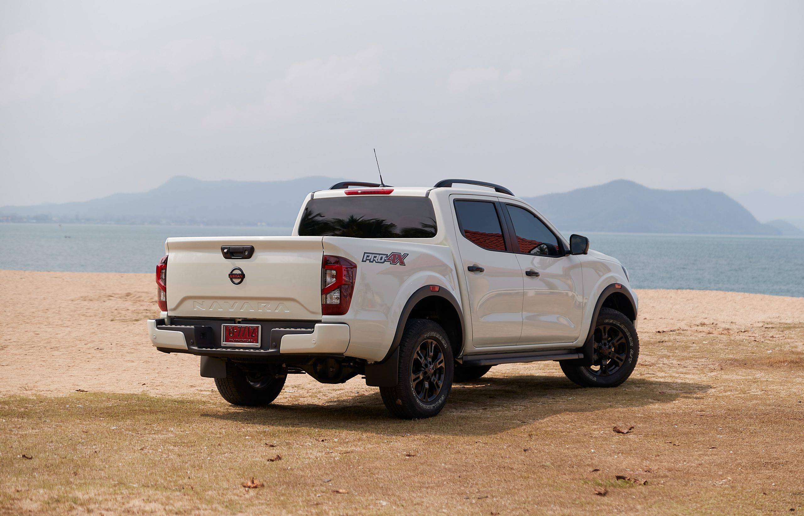 Test Drive : NISSAN NAVARA PRO4X ใหม่ เรียบก็นุ่ม ลุยก็ดี - iAMCAR ...